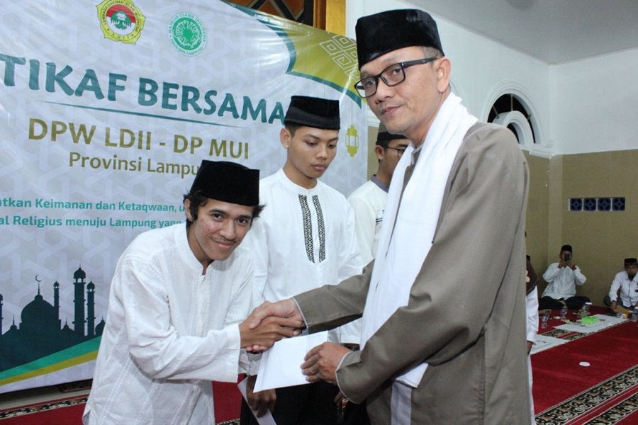 LDII - MUI di Lampung Gelar I'tikaf Bersama - Lembaga Dakwah Islam ...
