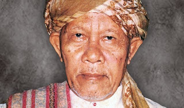 Mengenal KH. Noer Ali, Ulama Pejuang Inspirasi Generasi Muda Bekasi ...