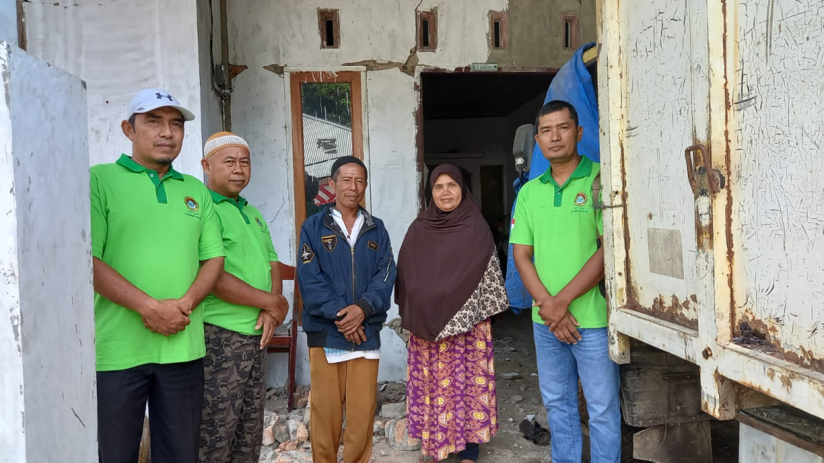 LDII Pasbar Bantu Korban Musibah Gempa Pasbar - Lembaga Dakwah Islam ...