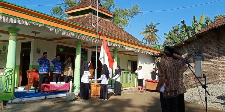 Semarak HUT RI, Warga LDII Brumbung adakan Upacara dan Lomba Agustusan ...