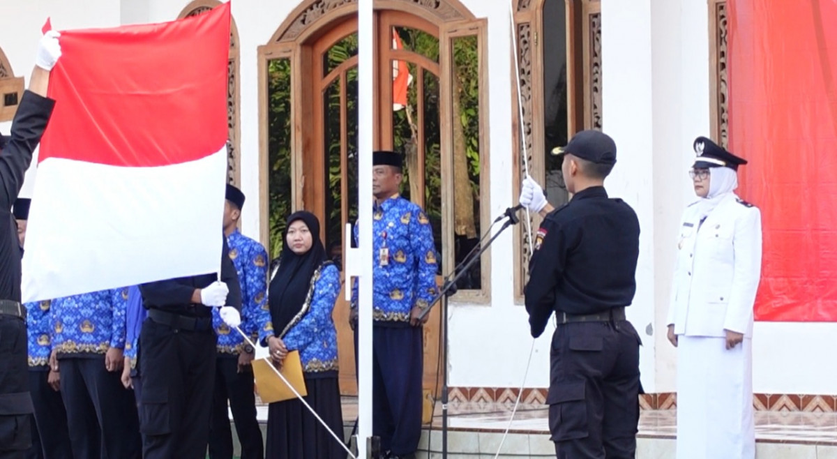 Ponpes Blawe Perkuat Jiwa Nasionalisme Melalui Upacara HUT ke-77 RI ...