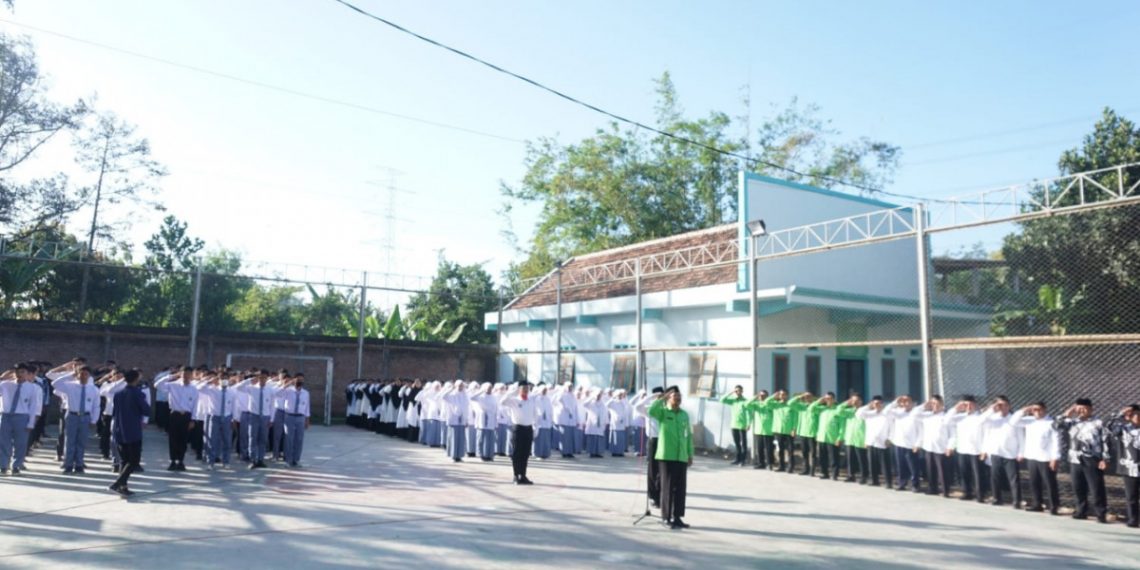 Ratusan Pemuda LDII Ikuti Upacara HUT Kemerdekaan RI di Ponpes Nurul ...