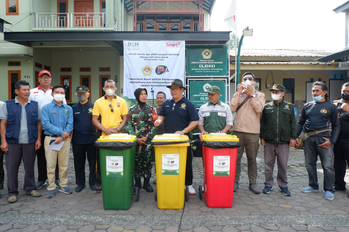 Sambut WCDI 2022, Warga LDII Jabar Serentak Gelar Aksi Bersih-bersih - Lembaga Dakwah Islam ...