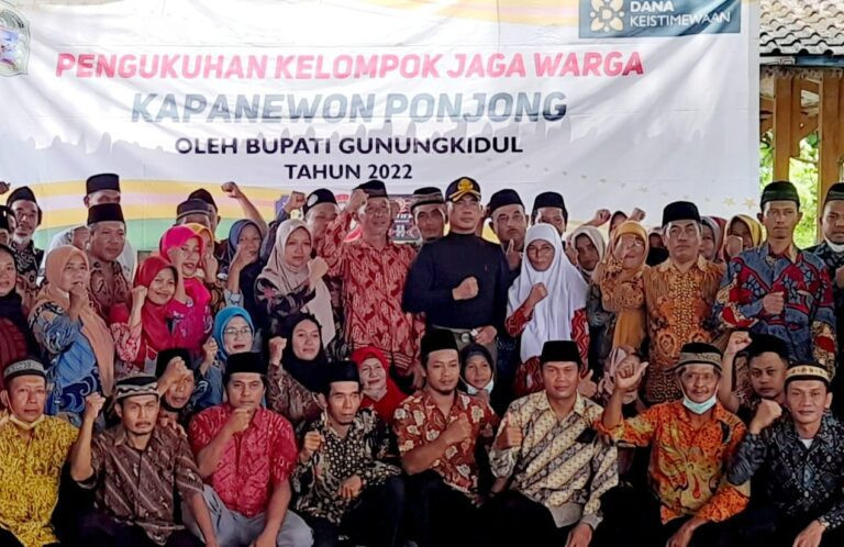 Ketua DPD LDII dan Warga Gunung Kidul Dilantik Bupati untuk 'Jaga Warga ...