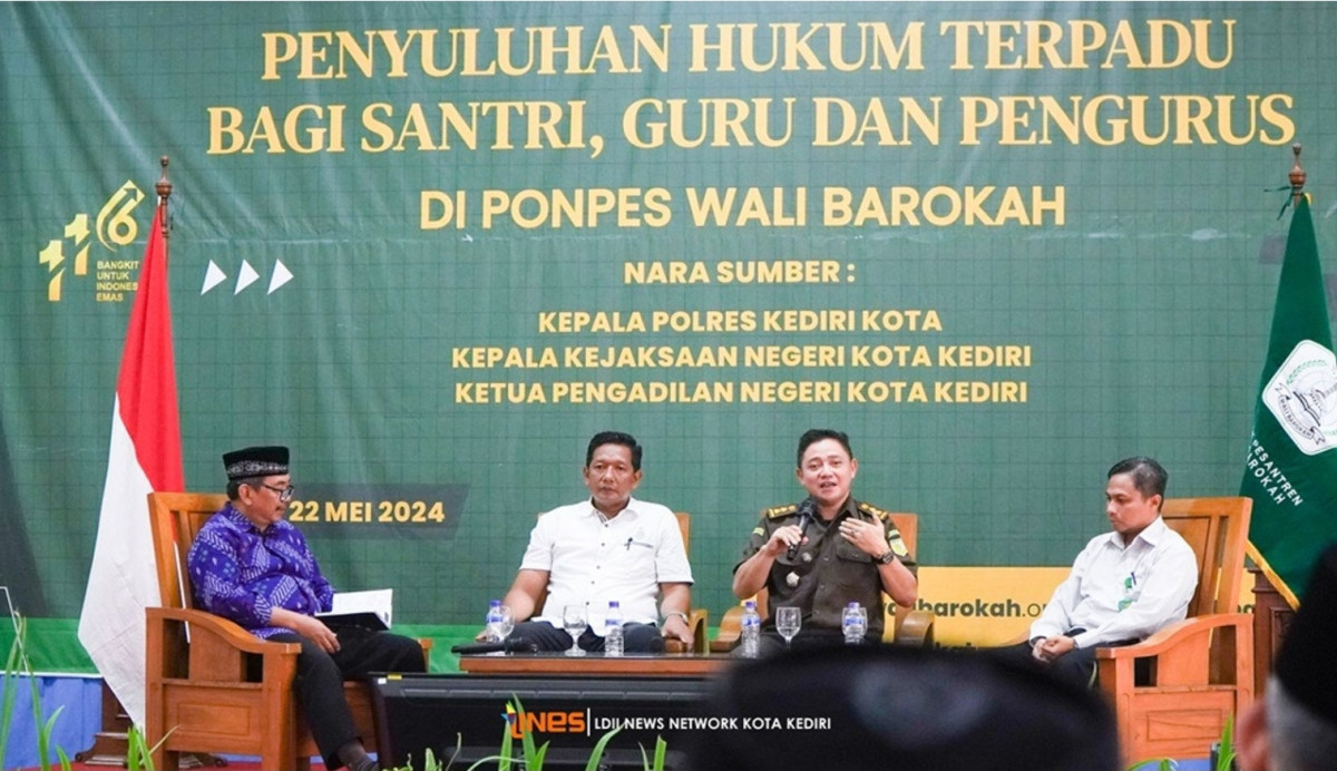 Ponpes Wali Barokah Kediri Helat Penyuluhan Hukum Terpadu - Lembaga Dakwah Islam Indonesia