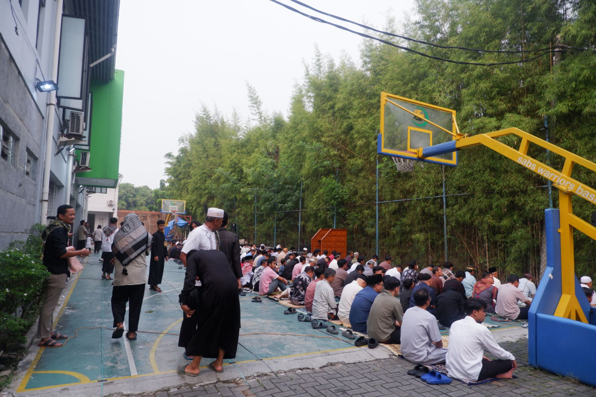 Ribuan Warga Padati Pelaksanaan Salat Idul Adha PC LDII Pondok Gede ...