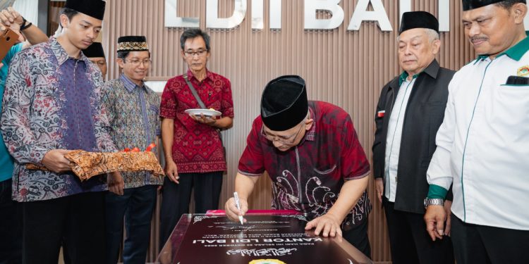 Resmikan Kantor LDII Bali, KH Chriswanto Santoso Dorong Peningkatan ...