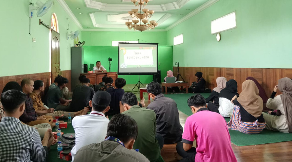 LDII Salatiga Dorong Generasi Muda Bijak Bermedia Sosial - Lembaga Dakwah Islam Indonesia