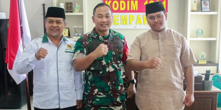 Temui Dandim 1201/Mempawah, Ketua LDII Kalbar Siap Dukung Program Sosial TNI AD - Lembaga Dakwah ...